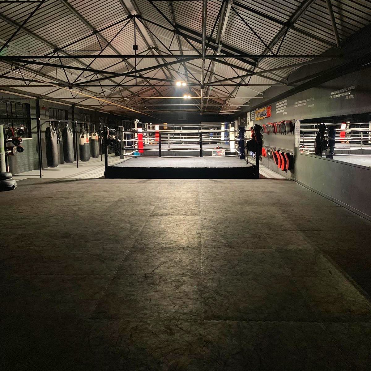 COMBAT SPORTS CENTRE – Stay home, stay well, stay FIT!
